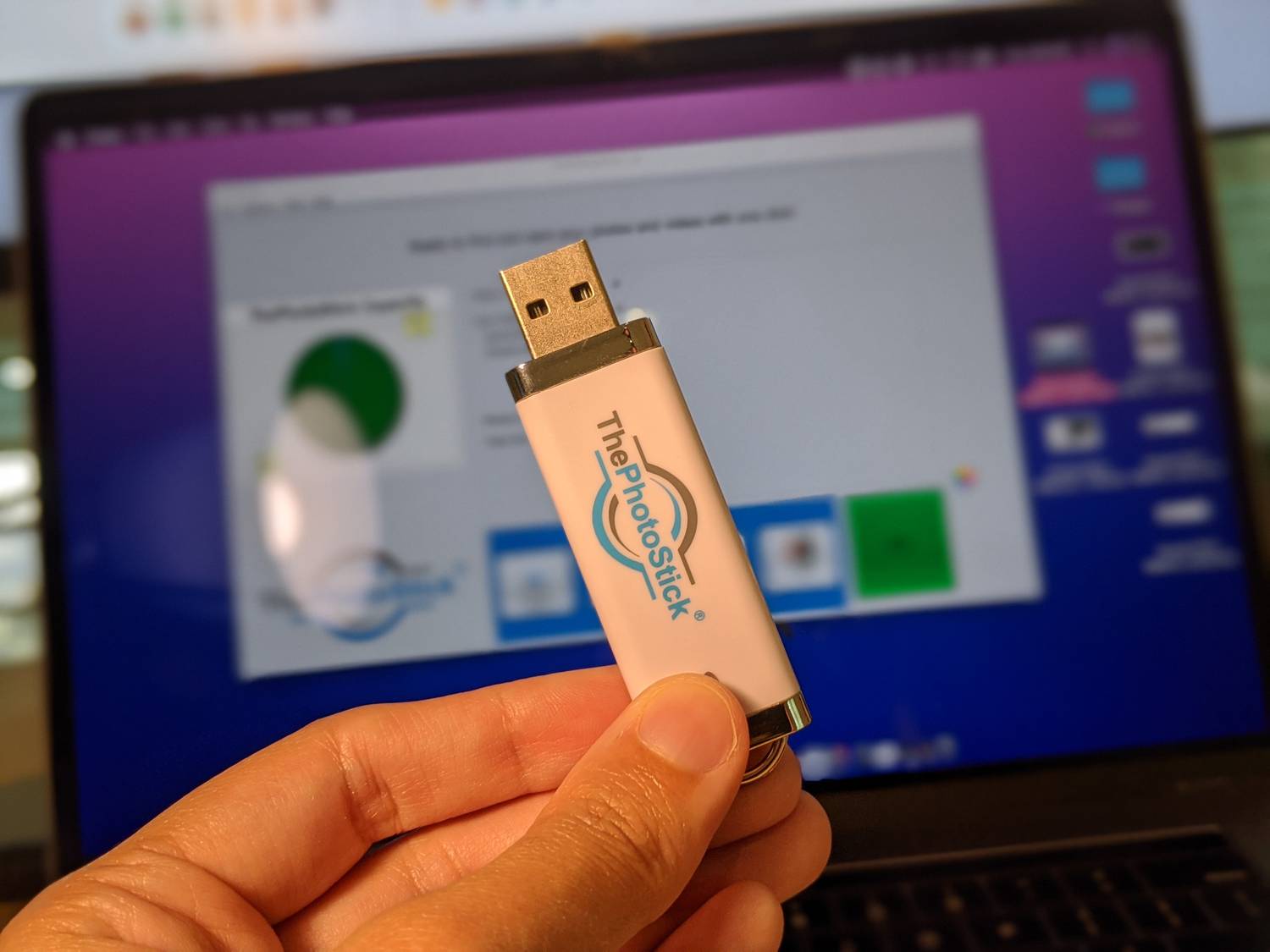 Gadgets Foundry - Unique Gifts